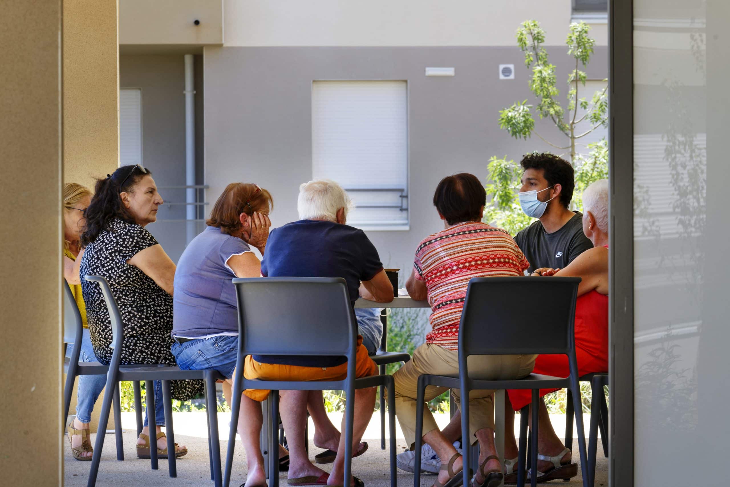 Des résidences pour rapprocher les générations - CDC Habitat