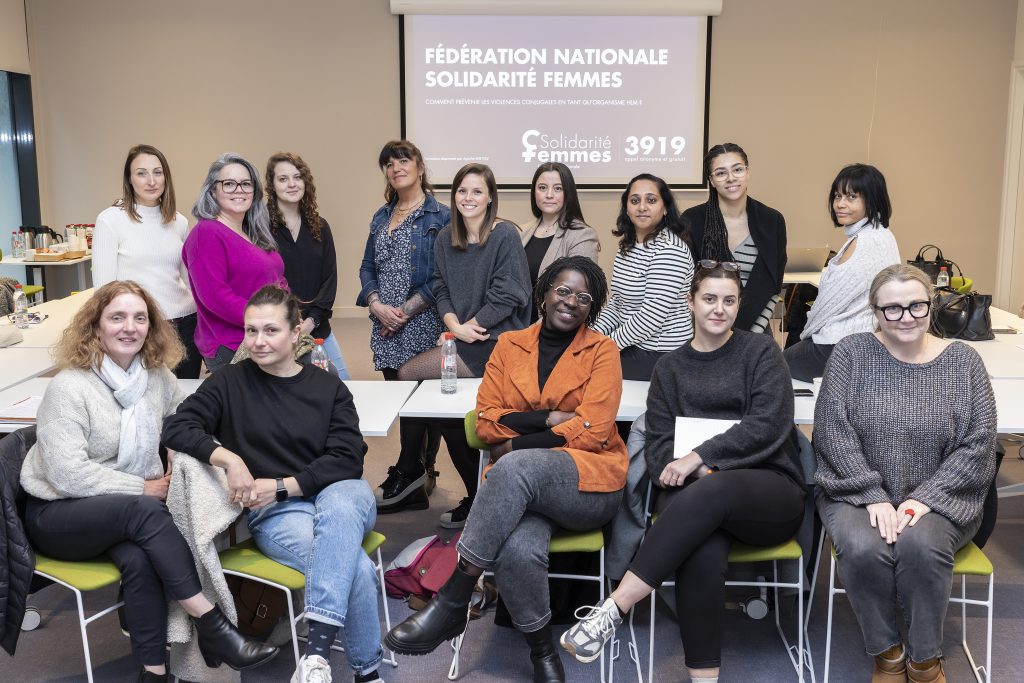 Se mobiliser pour l'accompagnement des femmes victimes de violences - CDC Habitat